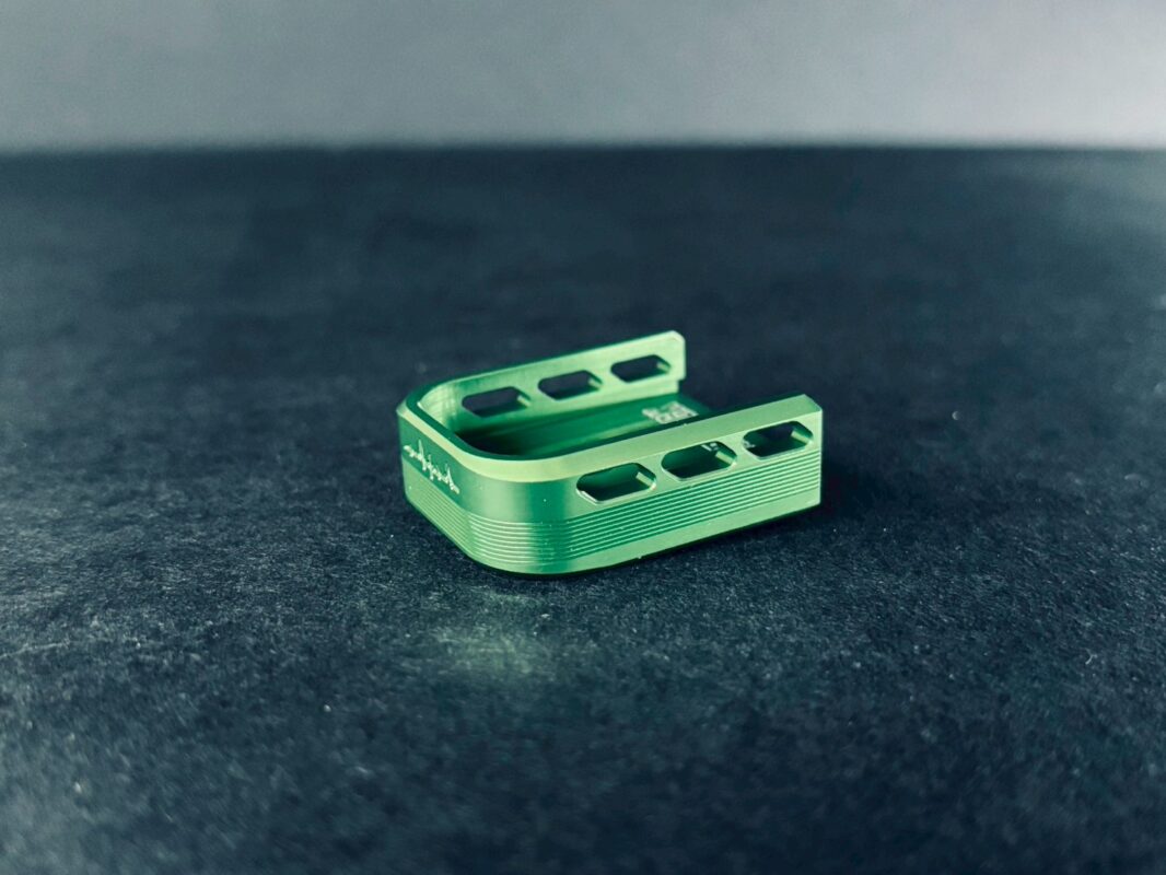 5.1 Magazine Base Type “B” – Dr.Black